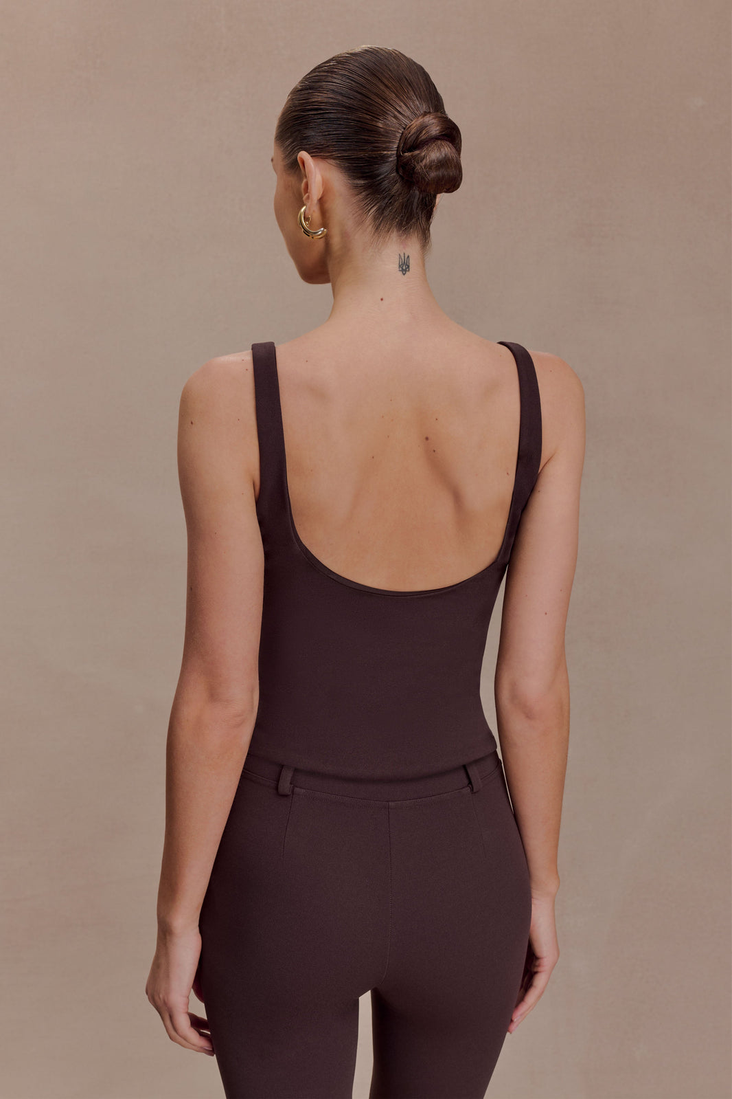 Blanca Stretch Crepe Capri Pants - Chocolate & MESHKI UK